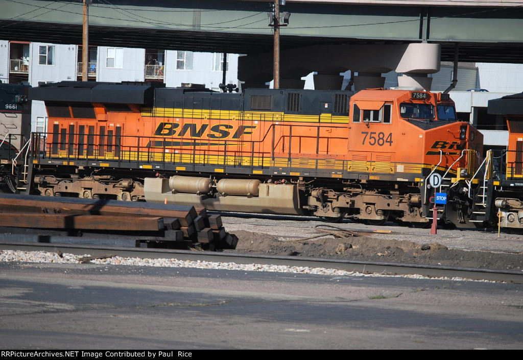 BNSF 7584